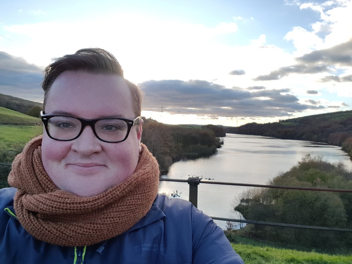 About Damien | Damientg